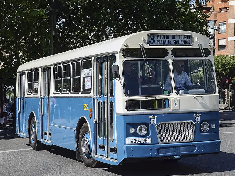 ¡Explora el Museo de Autobuses EMT de Madrid!